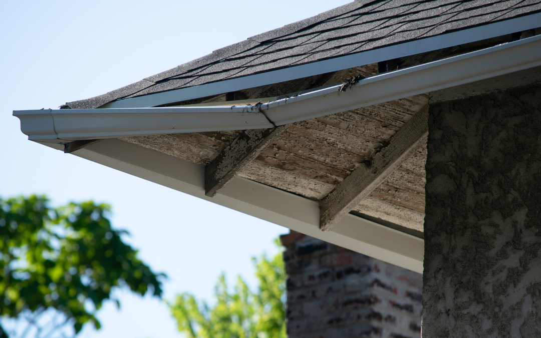 Gutter Repair: Recognizing Four Signs It's Time to Fix Your Gutters